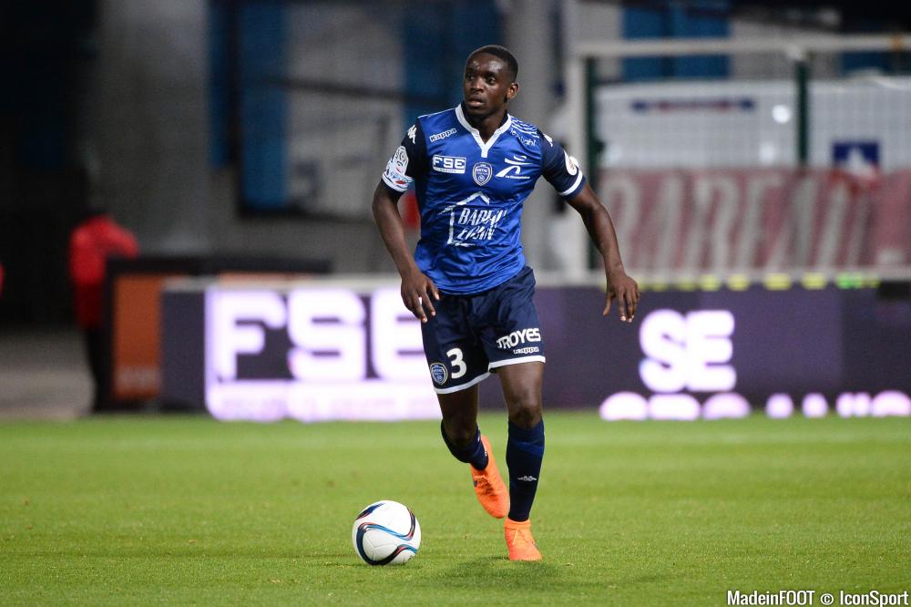 Anciens - Chris Mavinga se remémore ses meilleurs souvenirs au PSG