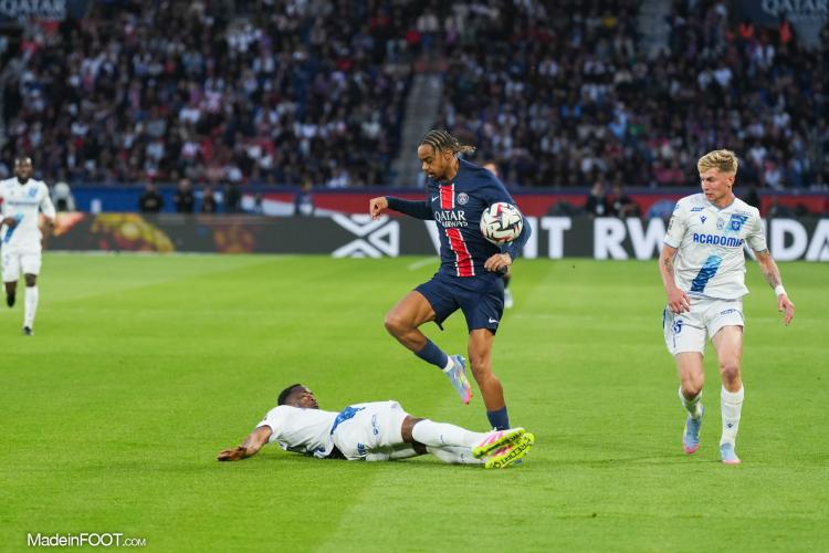 PSG - Les mots forts du sélectionneur de l'Allemagne sur le sacre du PSG en Ligue des Champions