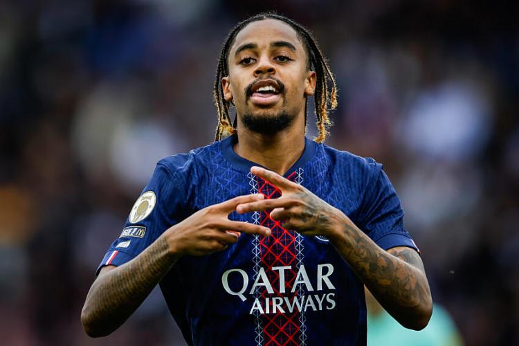 PSG - Le PSG annonce une nouvelle signature ! (officiel)