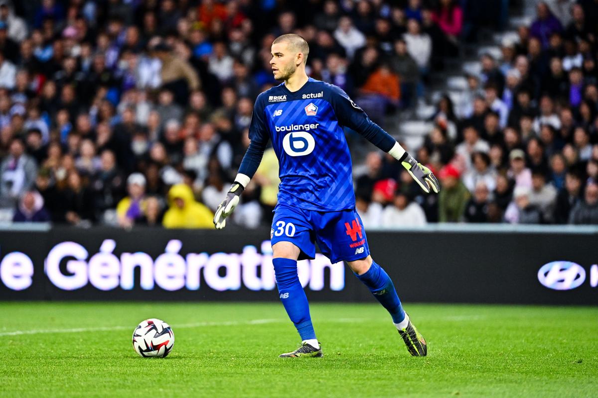 Lucas Chevalier (PSG) : Statistiques / salaire / âge et origine