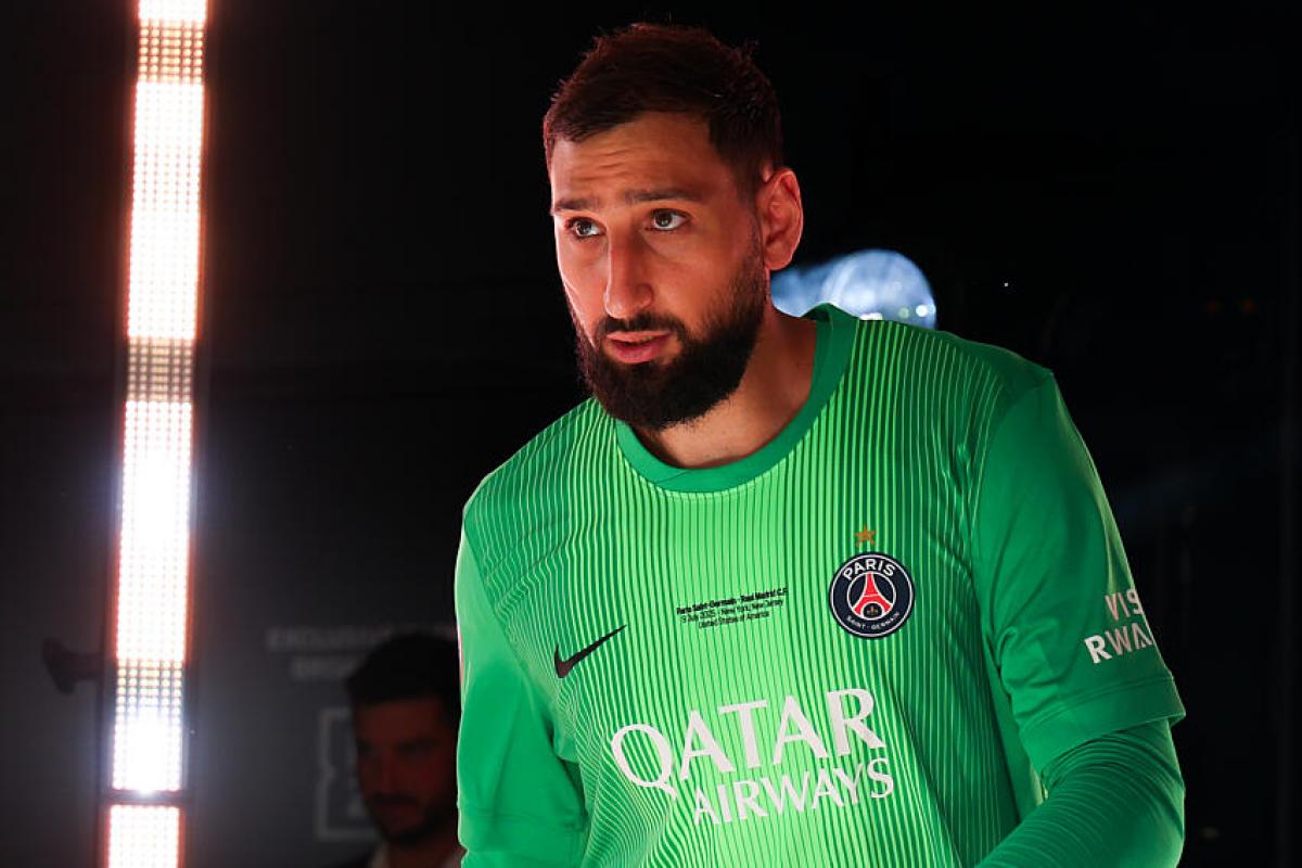 PSG - Le vestiaire du PSG apporte un énorme soutien à Gianluigi ...