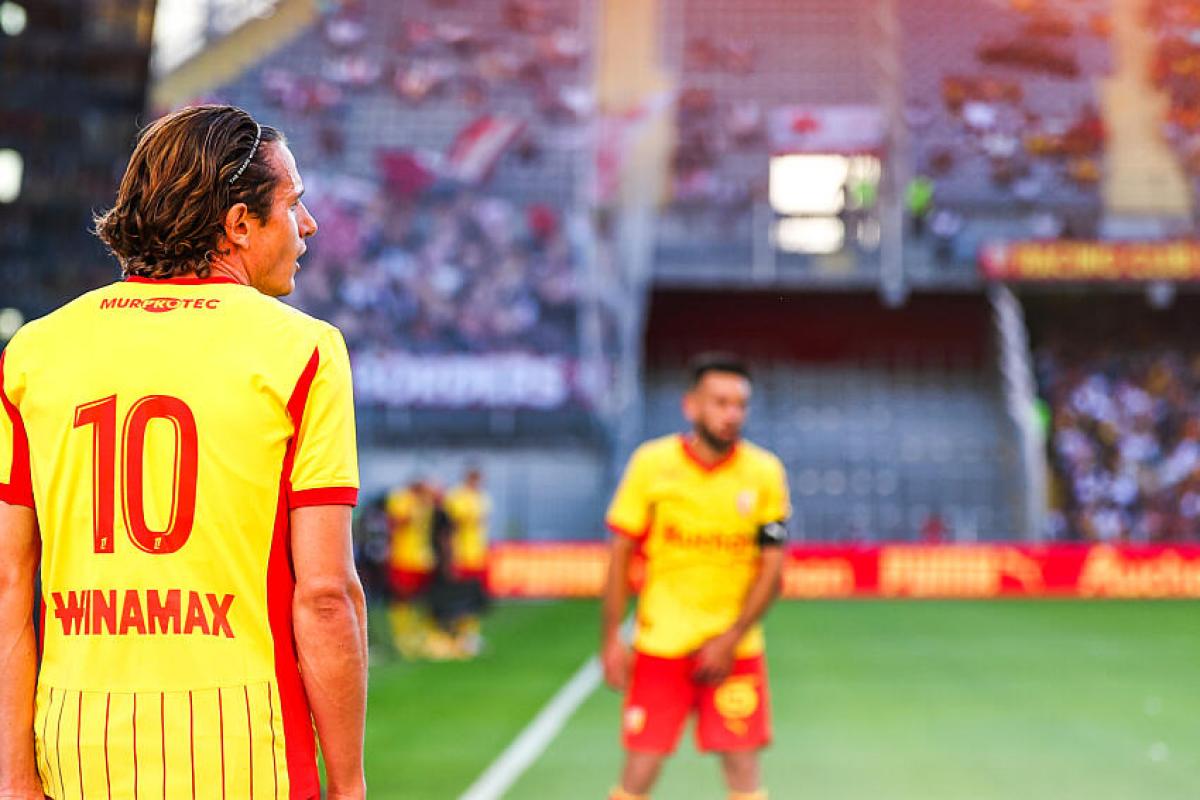 RC Lens - Florian Thauvin pointe du doigt un pénalty non-sifflé mais reconnaît la supériorité du PSG