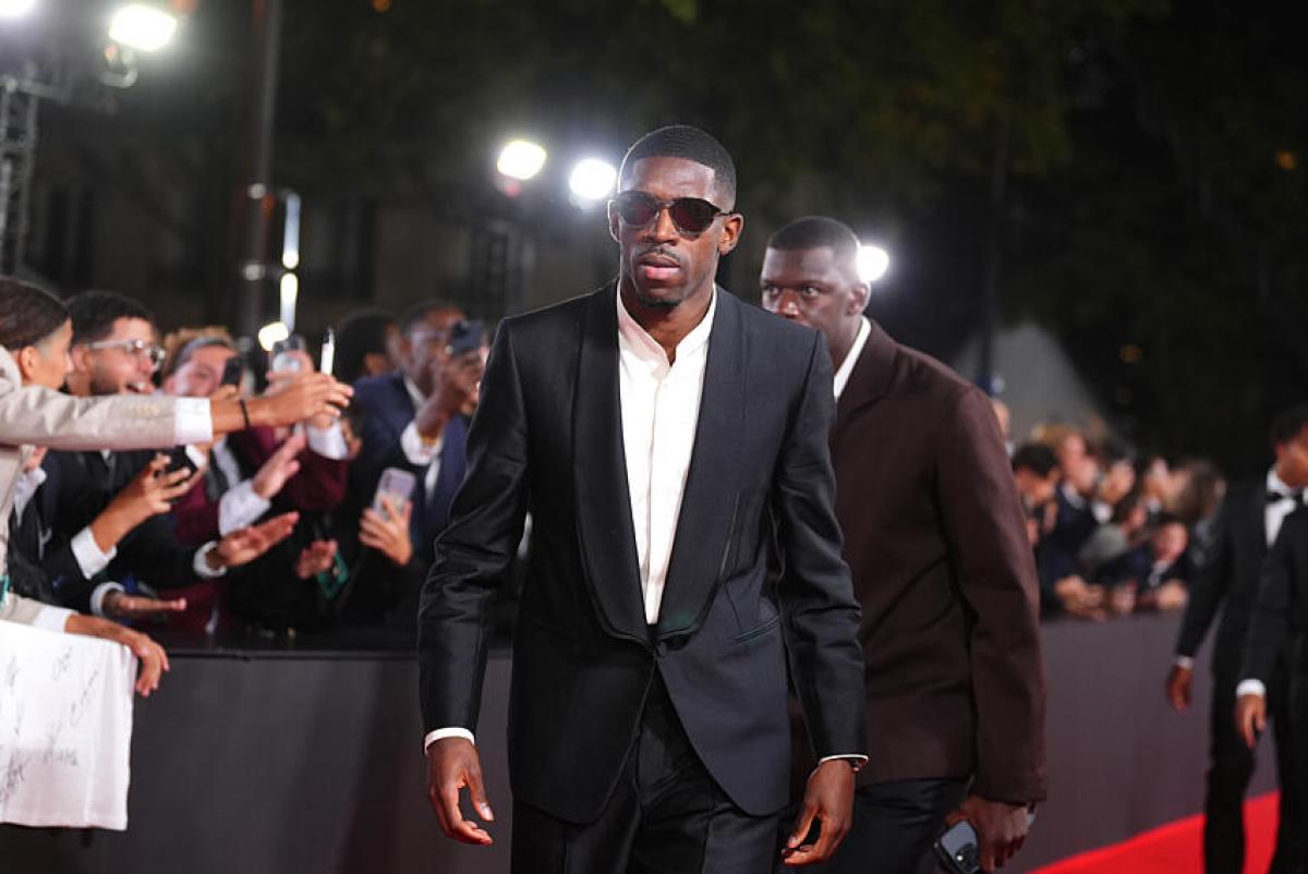 PSG - Le Ballon d'Or Ousmane Dembélé adoubé par le Ballon d'Or Karim ...