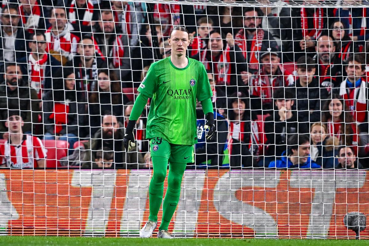 PSG - Filipe Luis choqué par la performance de Matvey Safonov aux tirs ...