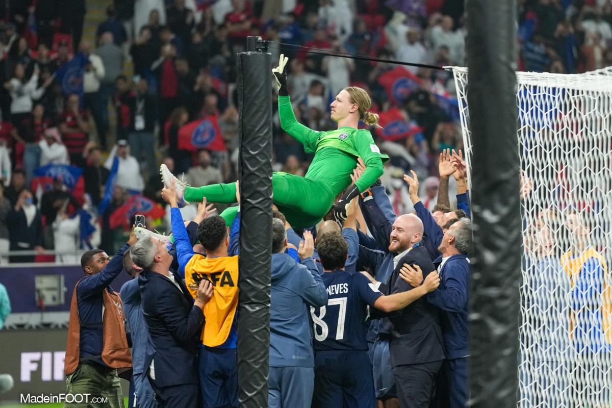 PSG - Matvey Safonov lance un appel amusant à ses coéquipiers pour le ...